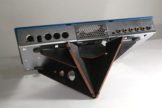 SPIKE XL | tabletop synth stand – Cremacaffè Design